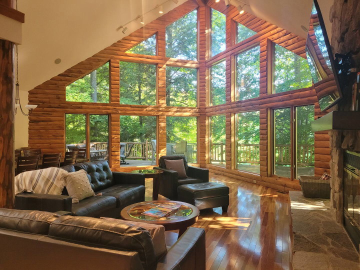 Huge 5 Bed Retreat - Golf, Swim, Ski In 10 Min! - Michigan