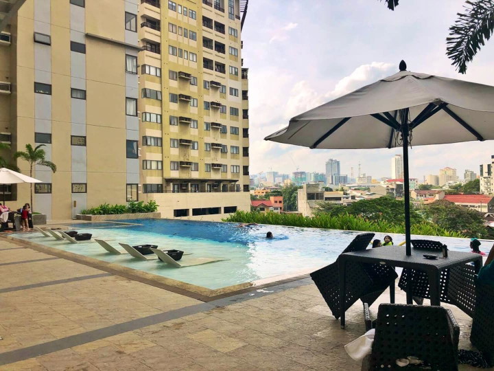 Mj Persimmon Studio: Self Check-in |Close To Malls - Cebu