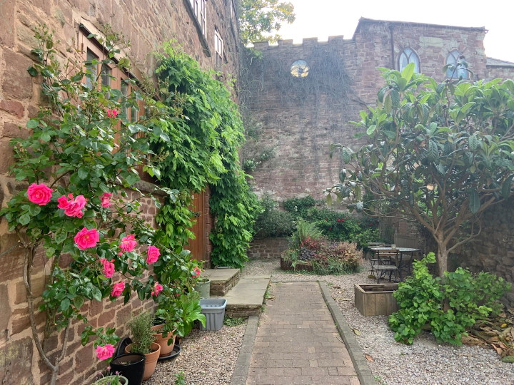 Roof Top Balcony Apartment - Ross-on-Wye