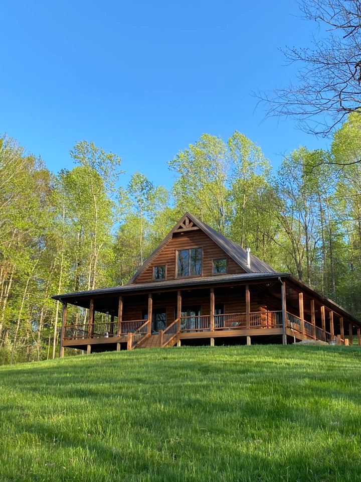 *Custom Log Cabin In French Lick* - French Lick, IN
