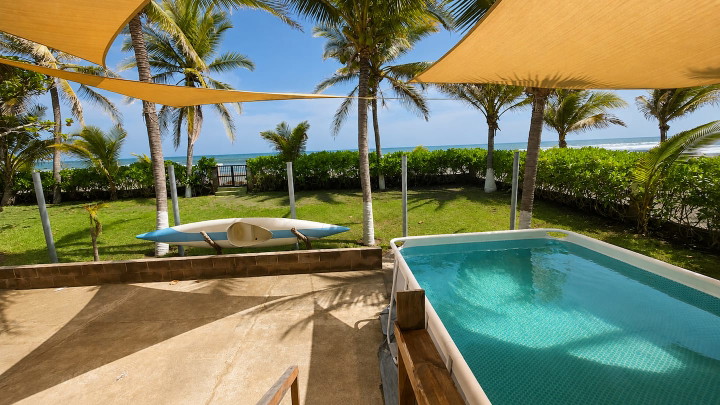 Casa En La Barrona · Frente Al Mar Y Piscina - Guatemala