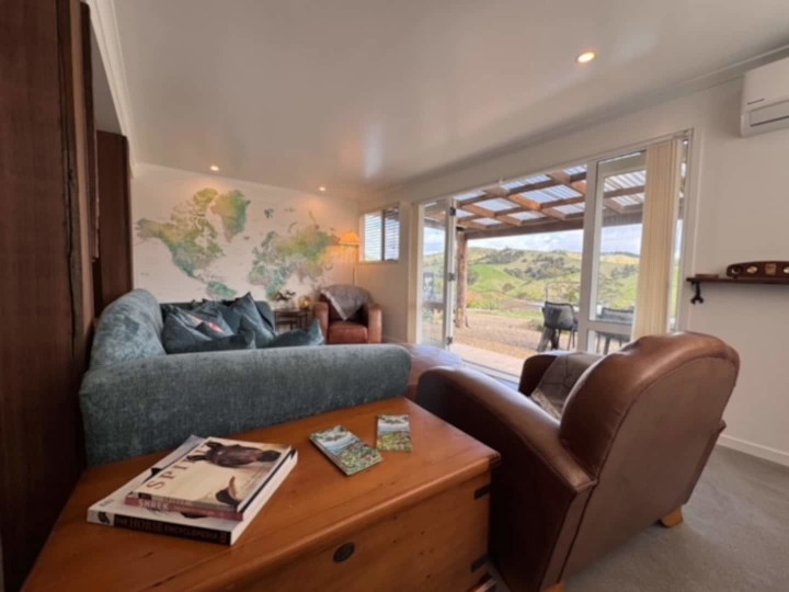 Flaming Hills Cottage - Kaiaua