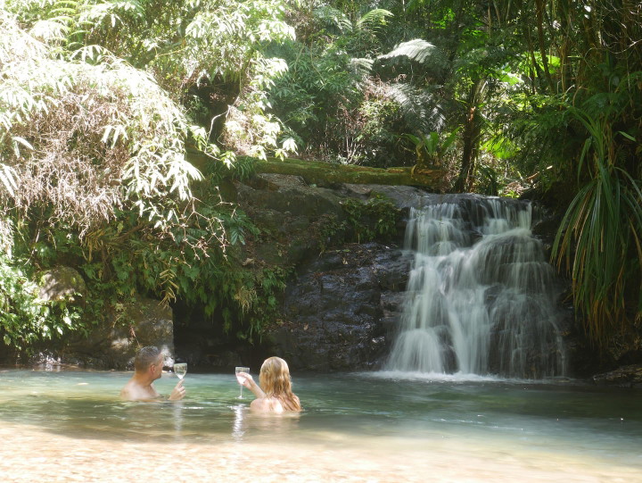 Romantic Rainforest Retreat With Magical Waterfall - Daintree