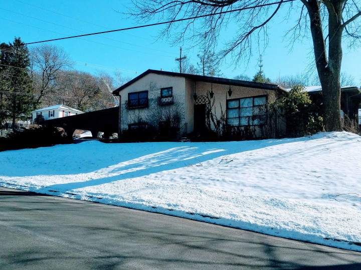 Retro Home Easy Access To Rt 22 / Lehigh Valley - Nazareth, PA
