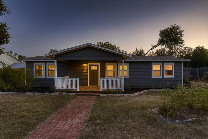 Wilbarger Villa-sunsets Overlooking Swu & Downtown - Georgetown, TX
