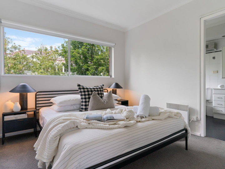 Beautiful Apartment In New Town - Hobart