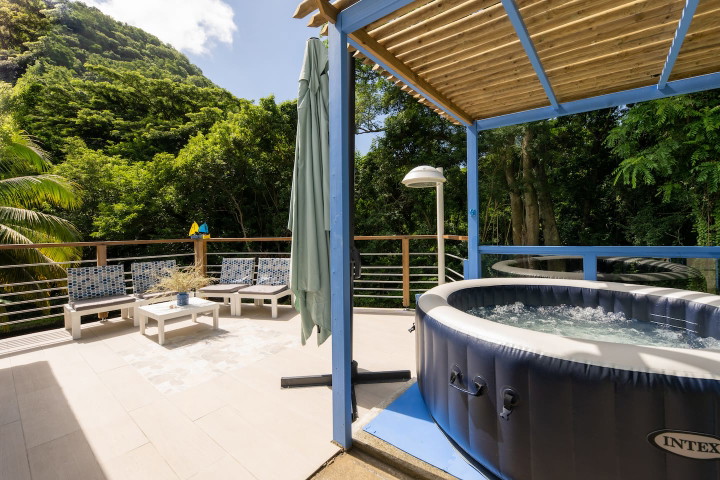 Along The Water  Riverfront Bungalow - Martinique