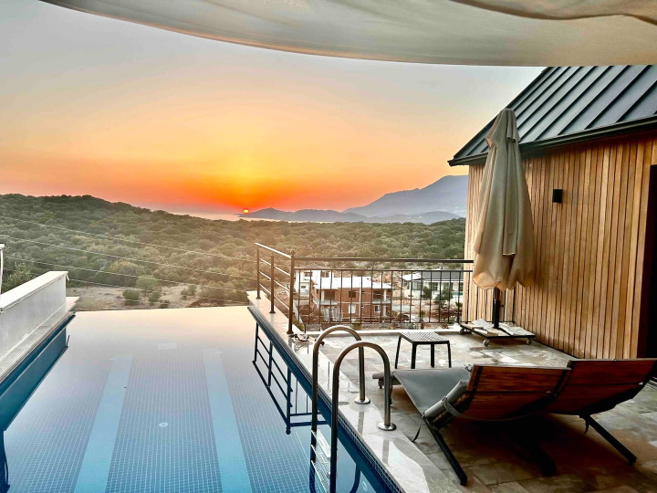 Villa Moderne Mar Suit Avec Piscine Privée - Kaş