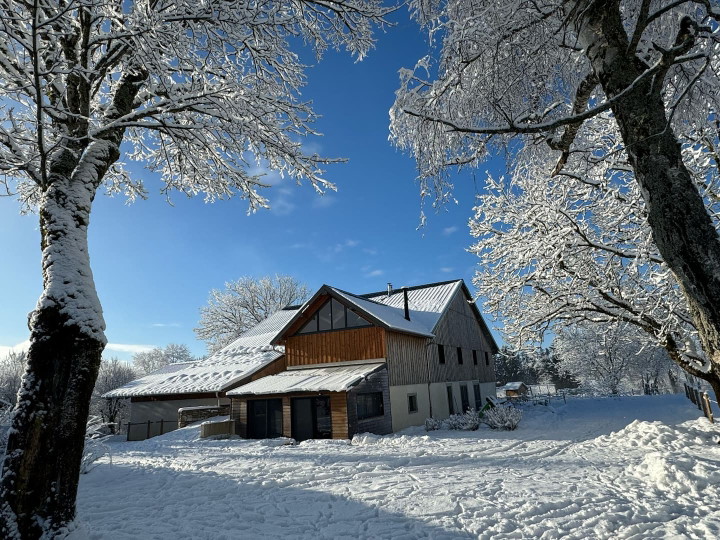 Gîte 90m² Pour Se Ressourcer Au Coeur De La Nature - Doubs