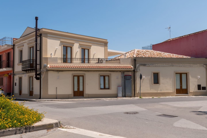 L'angolo Dei Mori - Milazzo Holiday Home - Barcellona Pozzo di Gotto