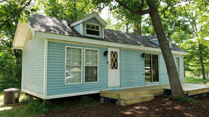 Blue Belle - Amazing Tiny House @ Spring Lake - Wisconsin