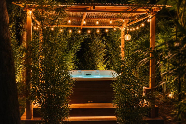 Jungle Oasis 4br, Hot Tub, Heated Pool, Pickleball - Nairobi