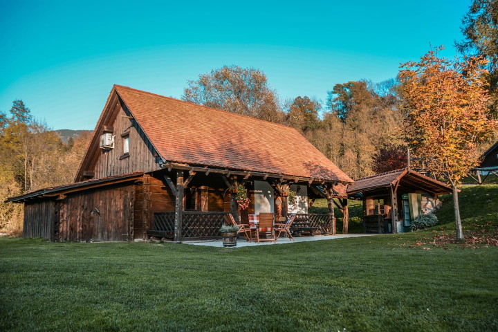 Lovely Old Cottage - Slovenia