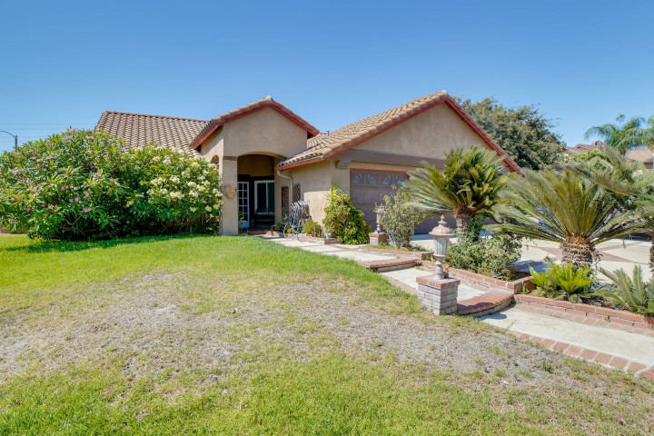 Near Golf & Buzzers Baseball! Ontario Ranch Home - Eastvale, CA