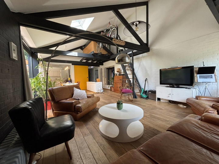 Maison Dans Un Quartier Calme Et Boisé. - Mons