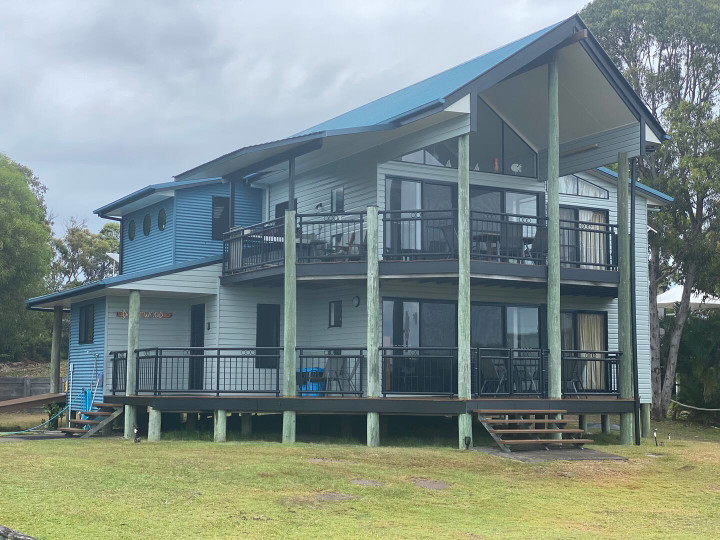 Driftwood Fraser Island Orchid Beach.     Sleeps10 - Fraser Island
