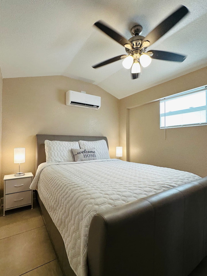 Paradise Getaway/walking Distance Raymond James - Tampa, FL