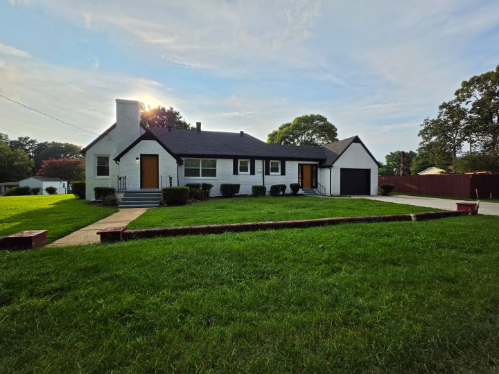 Cozy Stay Near Kerr Lake 10 People - Henderson, NC