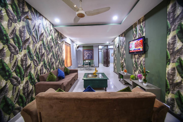 2 Bed Apt Near Airport Opp Dha - Lahore