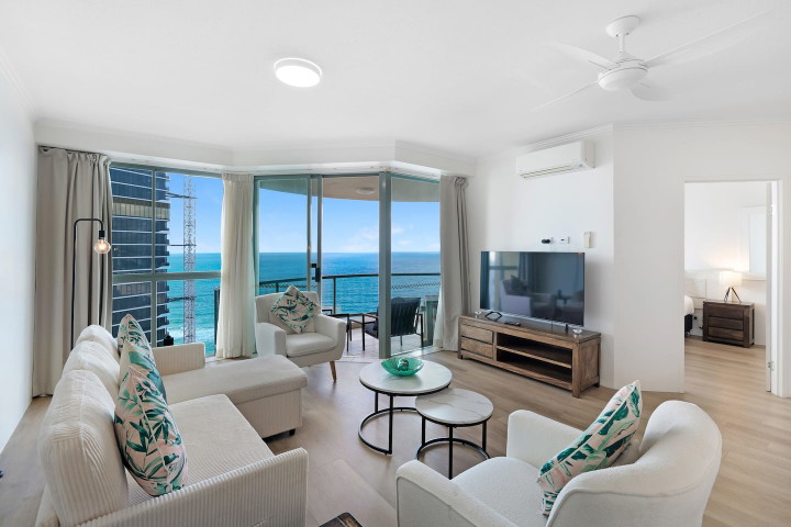 Sky High Apt W/ Ocean Views, Parking, Gym & Pool - Gold Coast