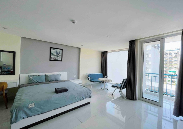 Fullhouse 7.9 - Oceansight - Balcony, Street View - Vietnam