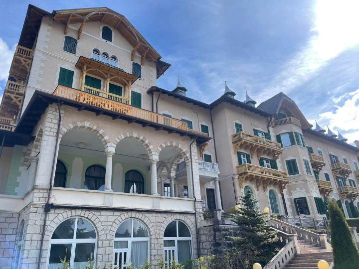 Quadrilocale Unico, Campo Tennis - Bolzano