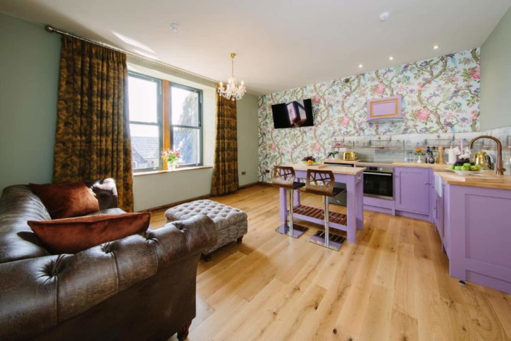 Romantic Boutique Suite For Two - Grange-over-Sands