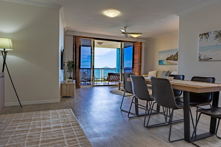Mackay Harbour Executive Stay | Pool + Parking - Mackay