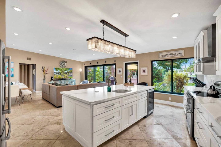 Waterfront Home | Bbq | Minutes To Beach - Broward County, FL