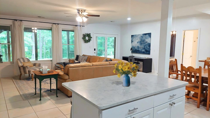 Urban Oasis I Large 2bd/1ba I Surrounded By Nature I 30 Mins To Dc - Falls Church, VA