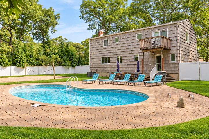 Heated Pool, Gym & Game Room, 5 Min To Beach - Riverhead, NY