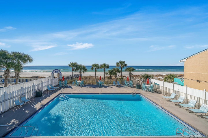 Ashleys Oasis ! Pcb - Panama City Beach, FL