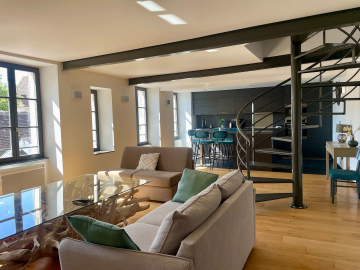 Châtel Apartment - César Tower View - Provins