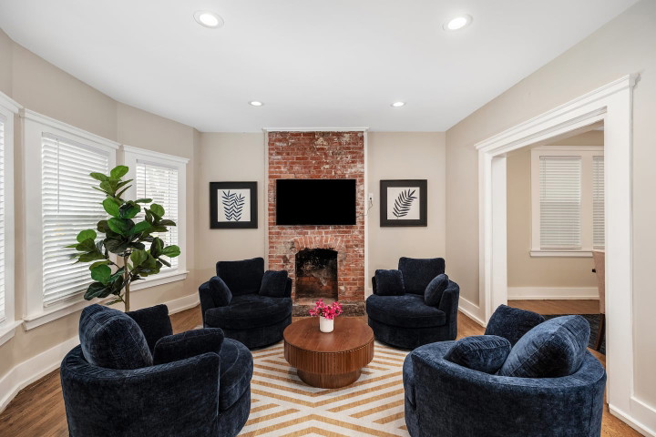6br Sleeps 16 Downtown Detroit 2 Living Rooms - Detroit