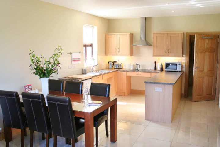 Deerpark Cottage, 5 Star Experience - Kildare