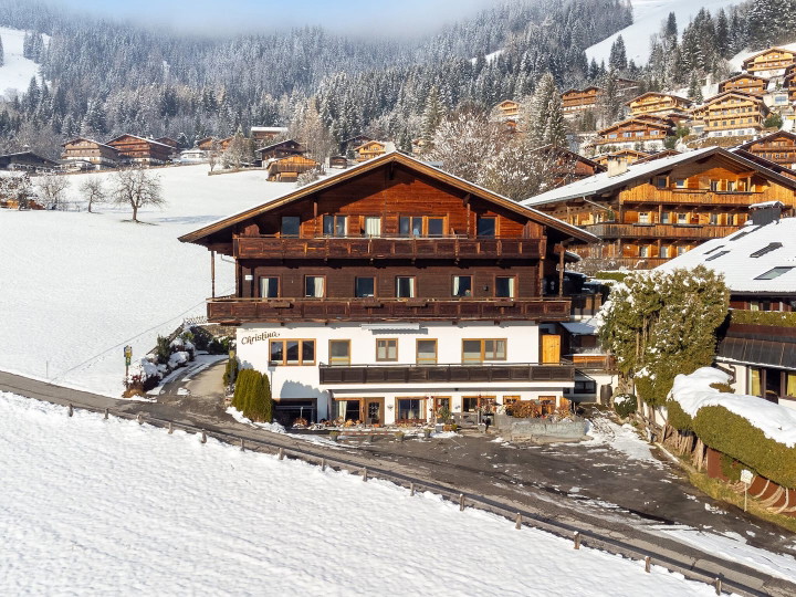 Spacious Apartment Near The Center - Alpbach