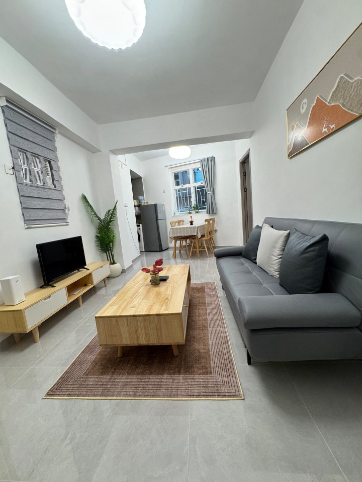 Brand New Two-bedroom Apartment On Hong Kong Island (Soho) Near Lan Kwai Fong And The Grand -