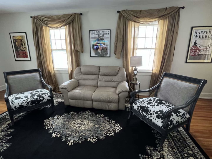 Historic Adler Carriage House - Davenport, IA