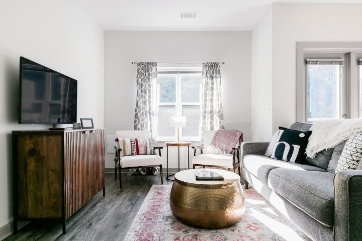 Stylish & Family-friendly Downtown Condo With Pool - Lookout Mountain, GA