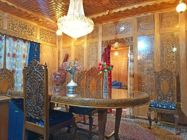 Comfortable & Hygiene Place In Dal Lake - Srinagar