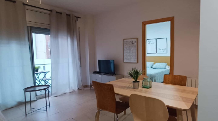 Apartament Artau 2 . Pis Modern Amb Terrassa - Girona