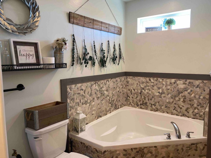 Farmhouse Retreat- Skiing/ Long Stays/ Short Stays - Ogden, UT