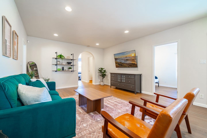 Urban Designer 3br 7-mins To Oakland Airport - San Leandro, CA
