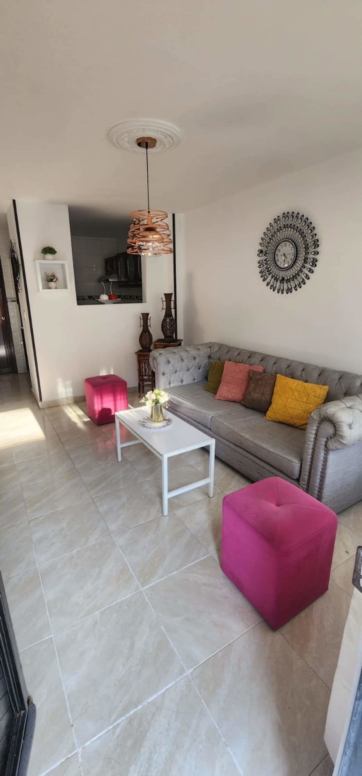 Casa Amplia Cerca A Clínica Valle Del Lili - Cali