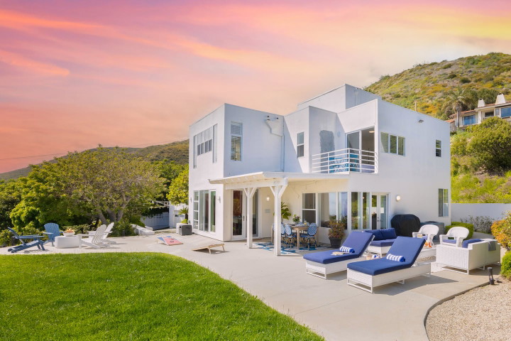 Stardust By Avantstay | Views, Hot Tub, Pool Table - Malibu, CA