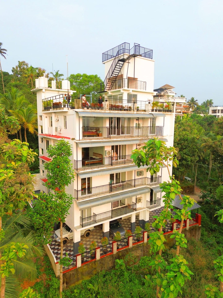 Luxury Ocean View Hilltop Residency Apartment - Kovalam