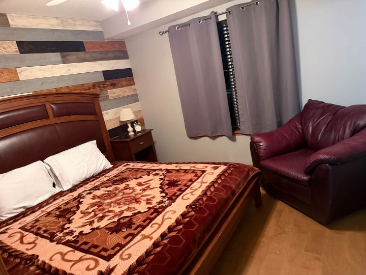 3 Beds 2 Baths 2 Car Parking Garage - Sioux Falls, SD