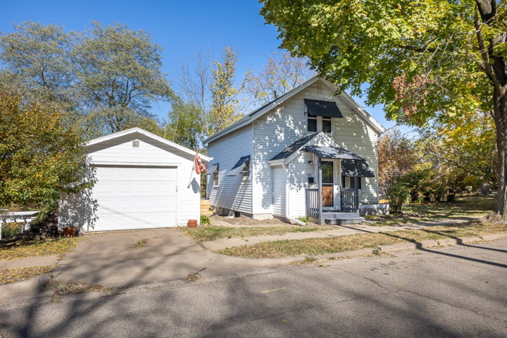 The Kirkwood Cottage - Dubuque, IA