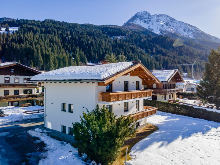 Spacious Chalet With Ski Storage And Sauna - Wagrain