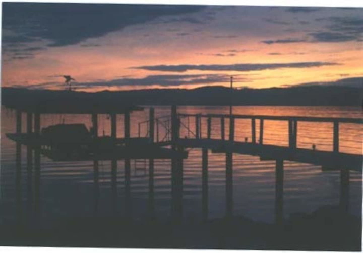 Beautiful Lakefront Home Lake Pear Festival 9-25 - Lakeport, CA